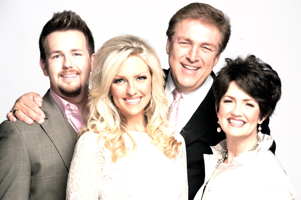 Giving Thanks - Southern Gospel Music Radio